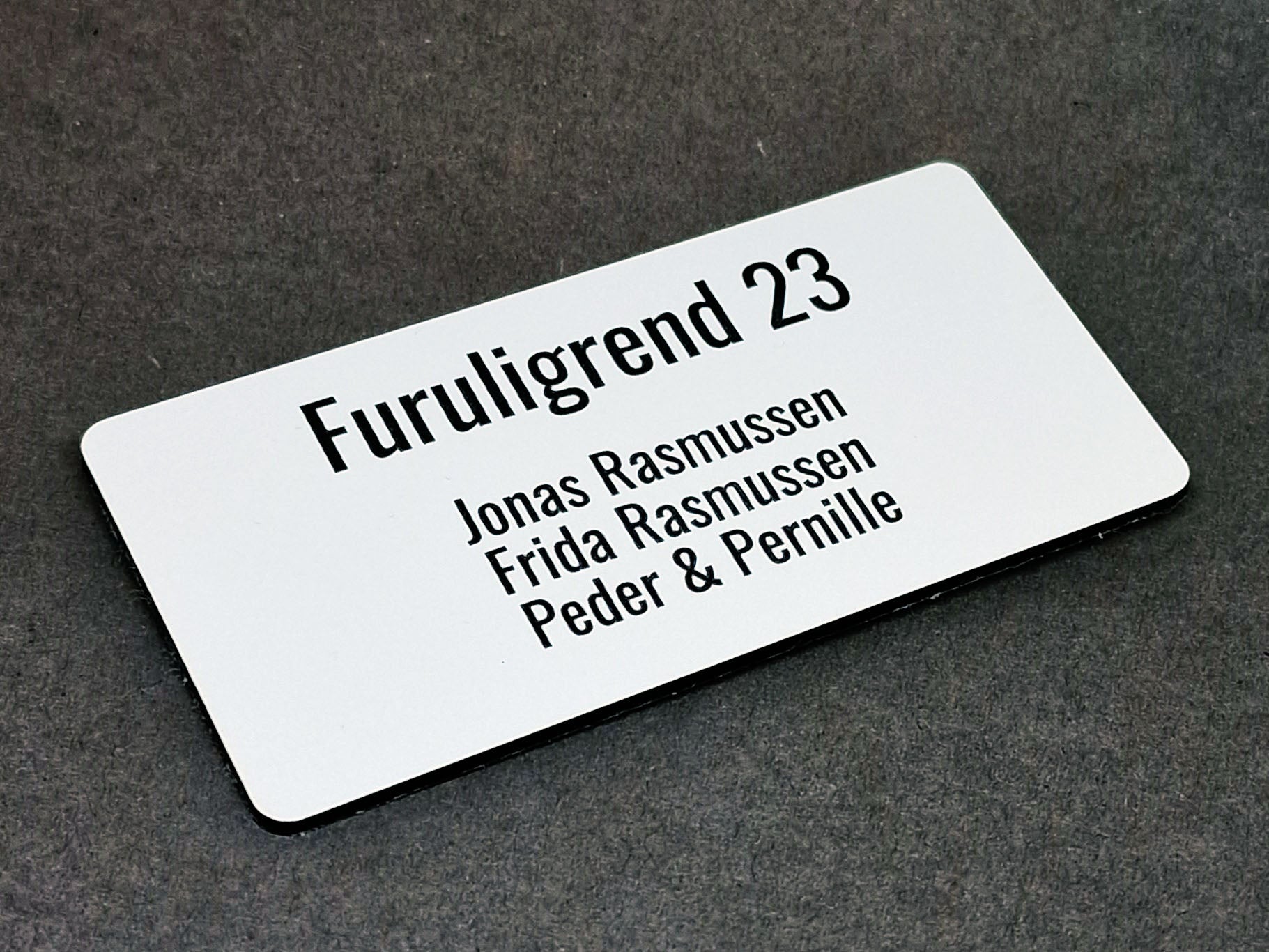 Postkasseskilt - Enkel bestilling | Rask levering! – Vest Gravering